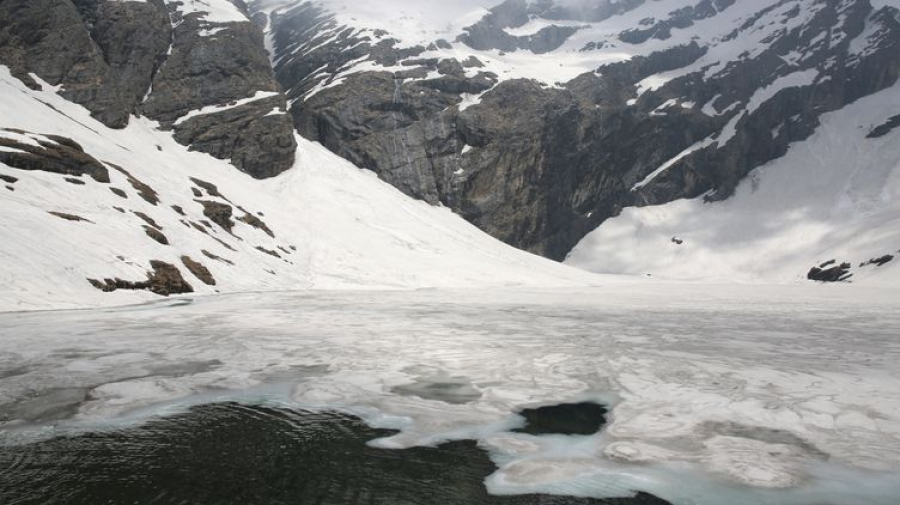Inde: Au moins 19 morts dans une avalanche dans l'Himalaya | Mosaique FM Inde: Au moins 19 morts dans une avalanche dans l'Himalaya | Mosaique FM