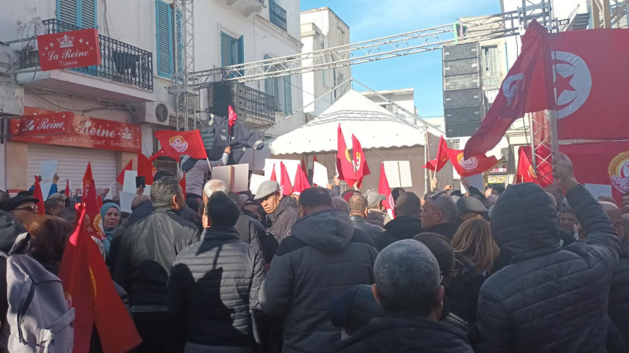 L’UGTT manifeste contre ''une campagne de dénigrement'' | Mosaique FM