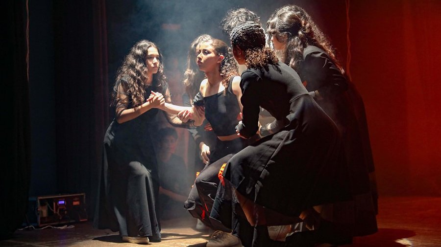 NAJYA, une exploration artistique des Violences Basées sur le Genre ...